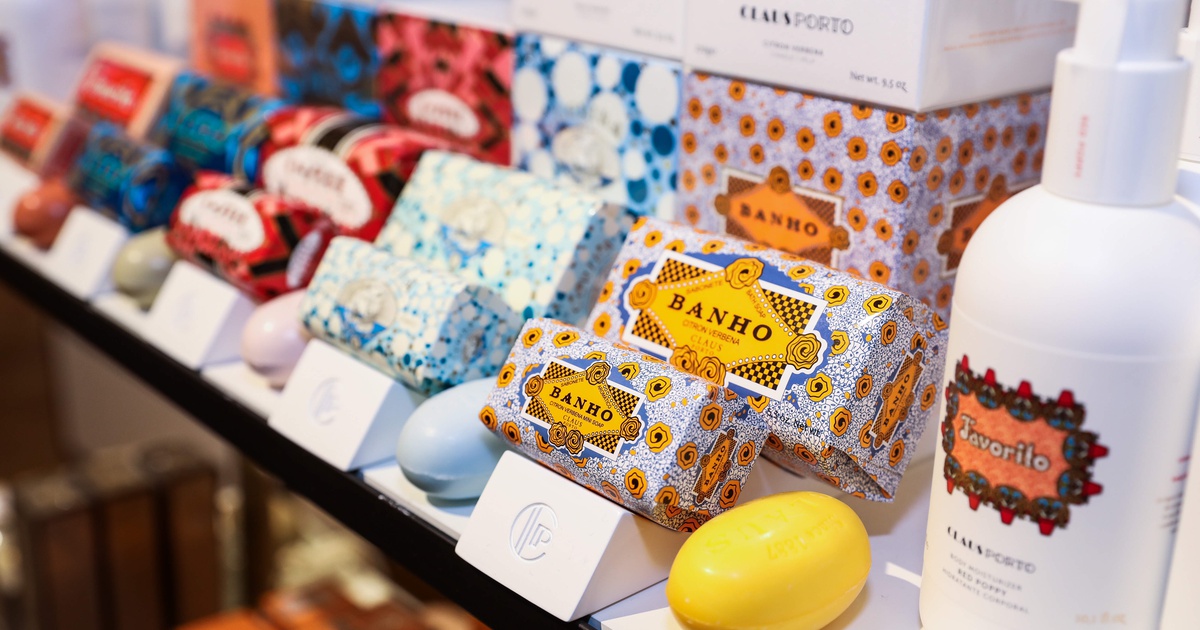 Claus Porto Display System | Retail | Complot – Retail